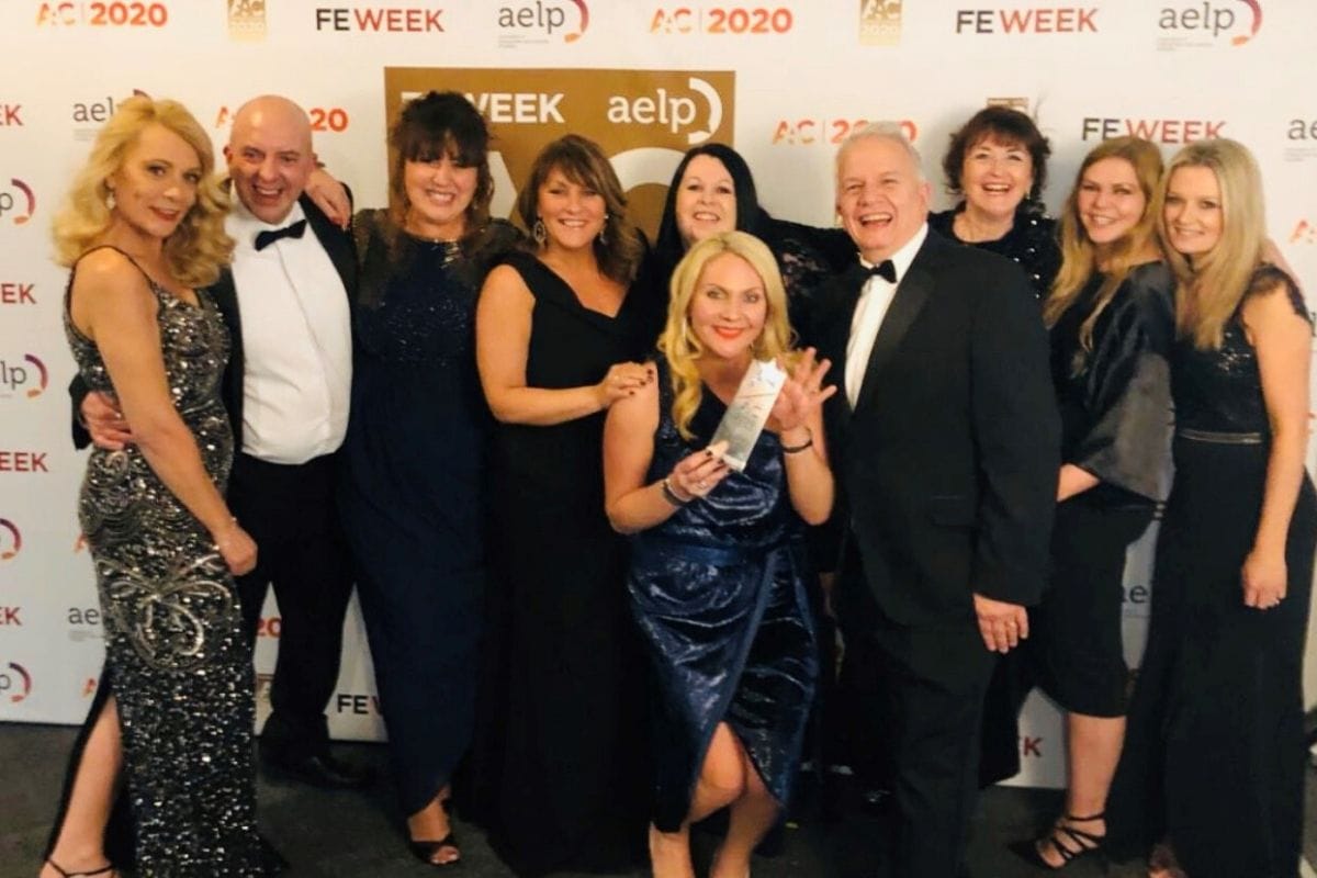 Truro & Penwith College scoops top award for beauty apprenticeships ...