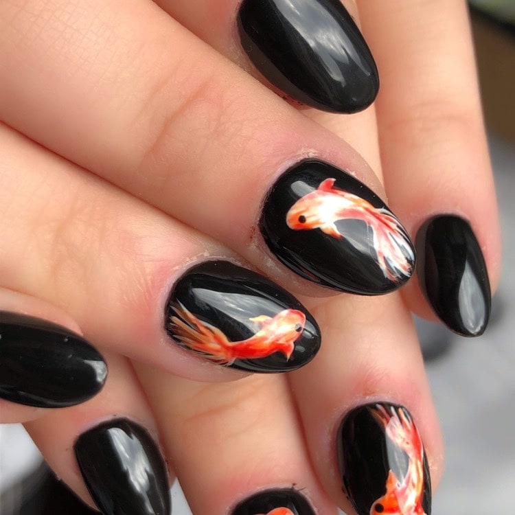 TECH TALK: Georgina Ironside of Ginalicious Nails - Scratch Magazine