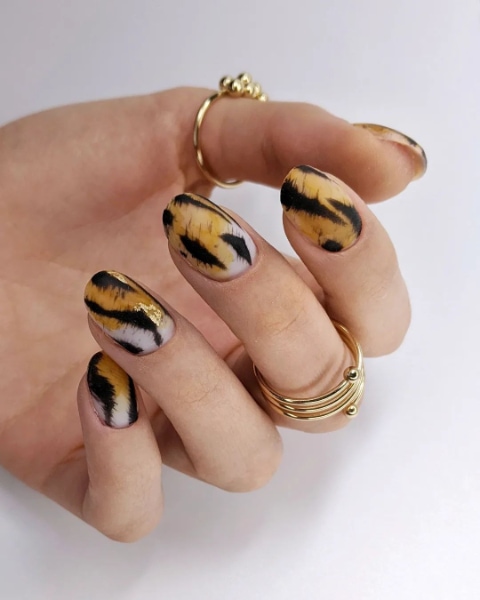 Tiger nails - Scratch Magazine