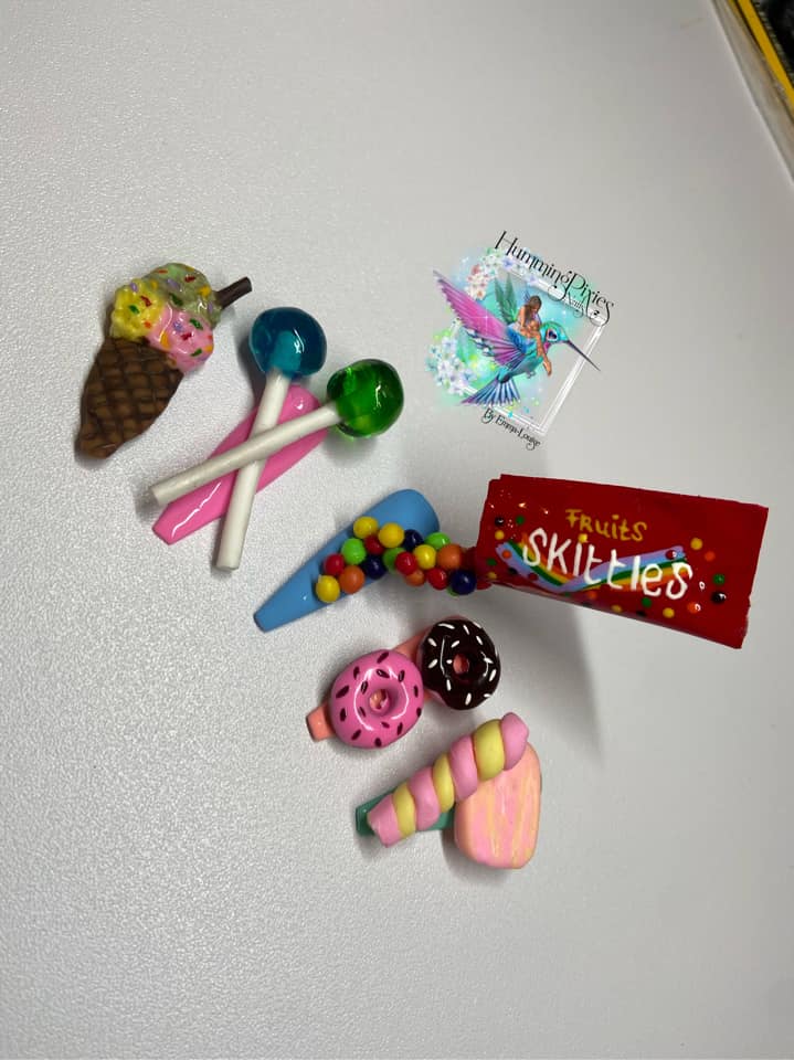 #ShowScratch Creative Challenge: Skittles Mani - Scratch Magazine